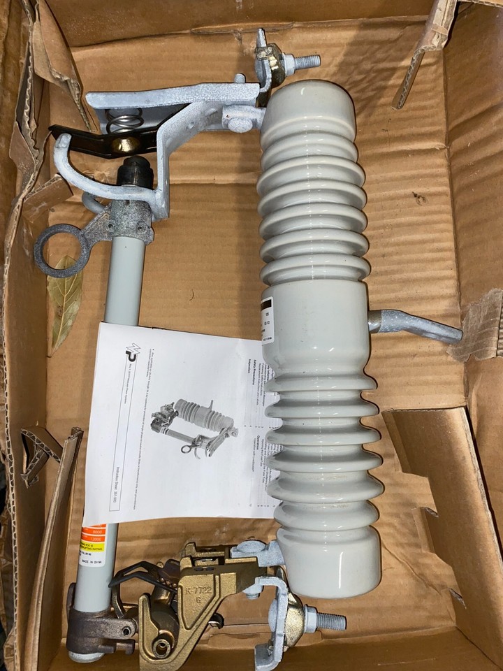 MacLean Power Systems 89032R10D Overhead Fuse Cutout 25kV 125kV BIL ...