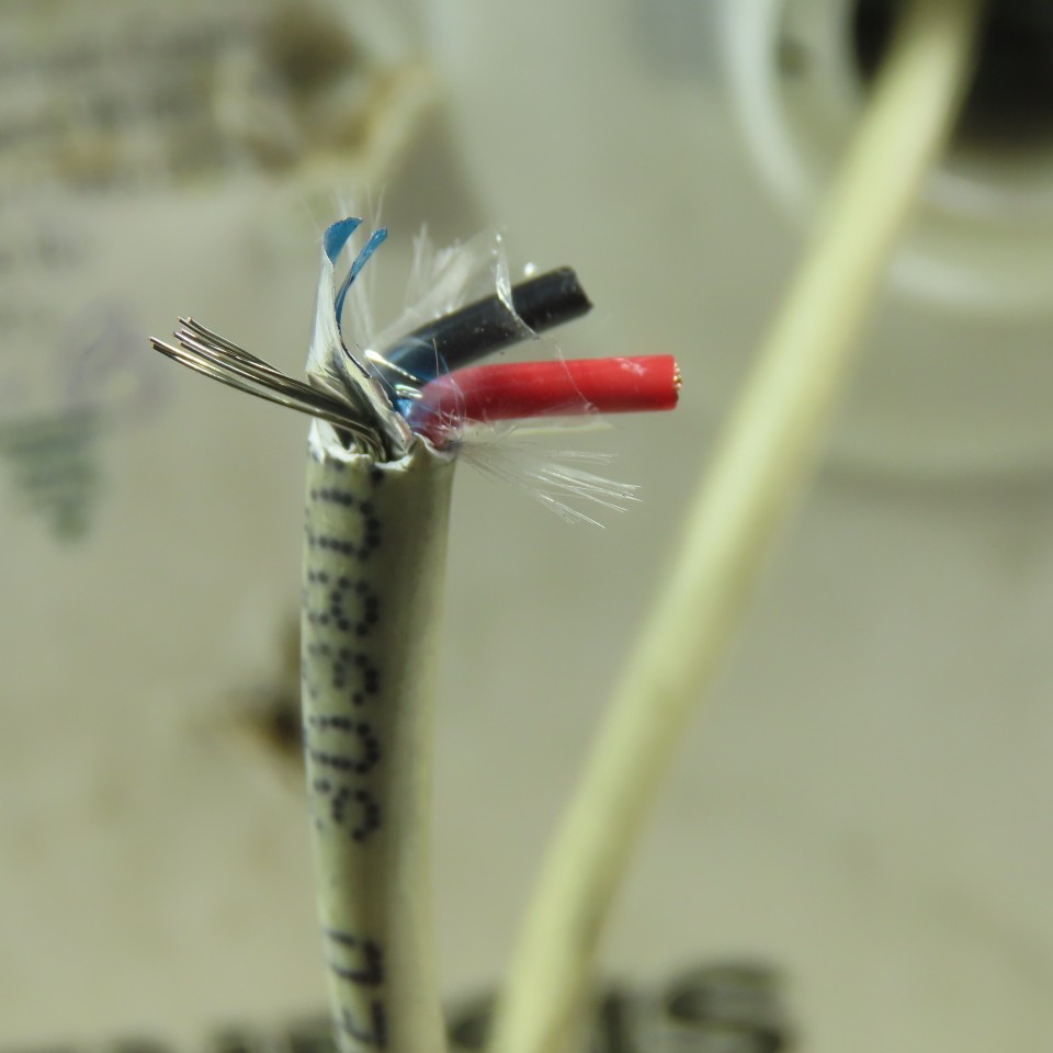 Honeywell Genesis 16/2STR OAS CL2P/FT6 1M BX Nat Alarm Cable Electric ...