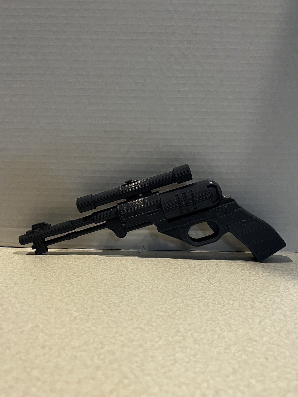 star wars cad bane de-10 pistol blaster replica Book Of Boba Fett ...