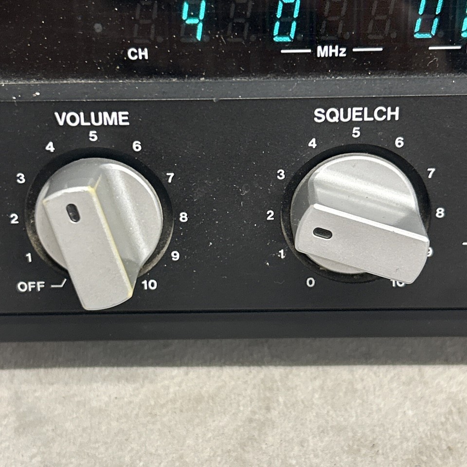 Vintage REALISTIC Scanner PRO-2020 AM/FM VHF/UHF 20 Channel ...