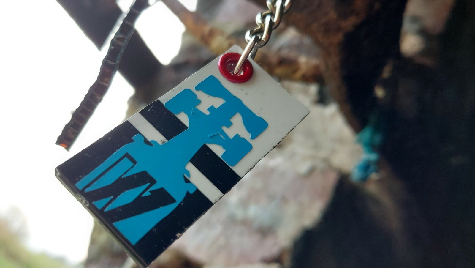 Genuine carbon fibre Williams F1 bodywork car part keyring Button Ltd ...