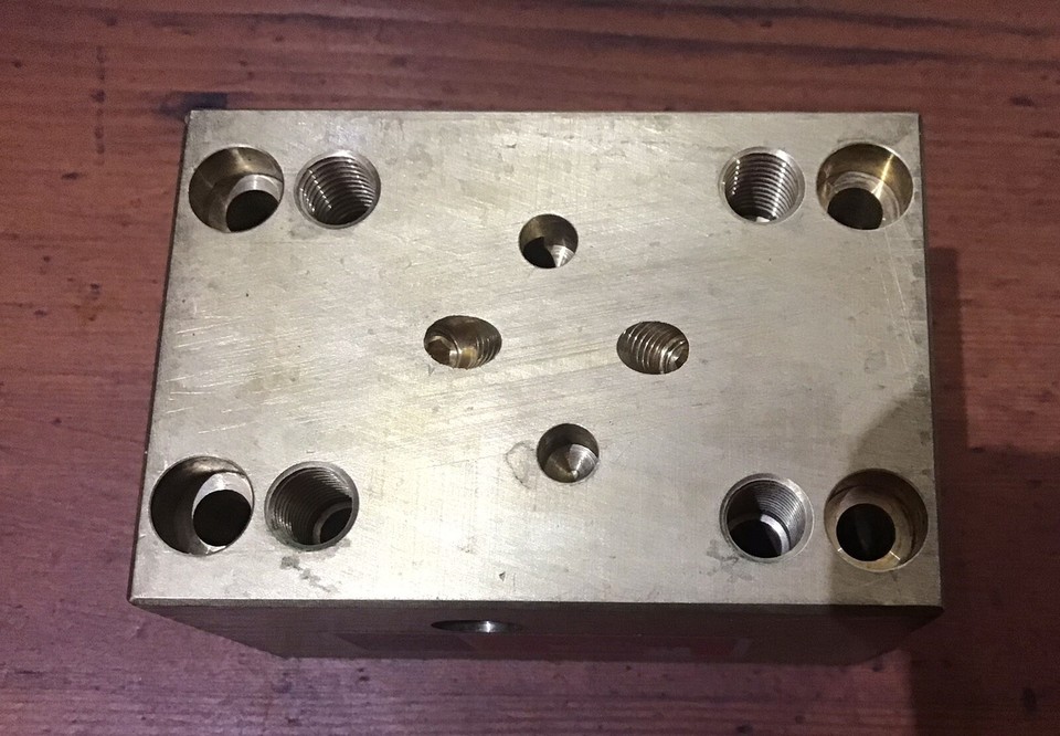 Danfoss Pressure Compensating Block PTC-Block VPI, 160G0511. P/N. VVR ...