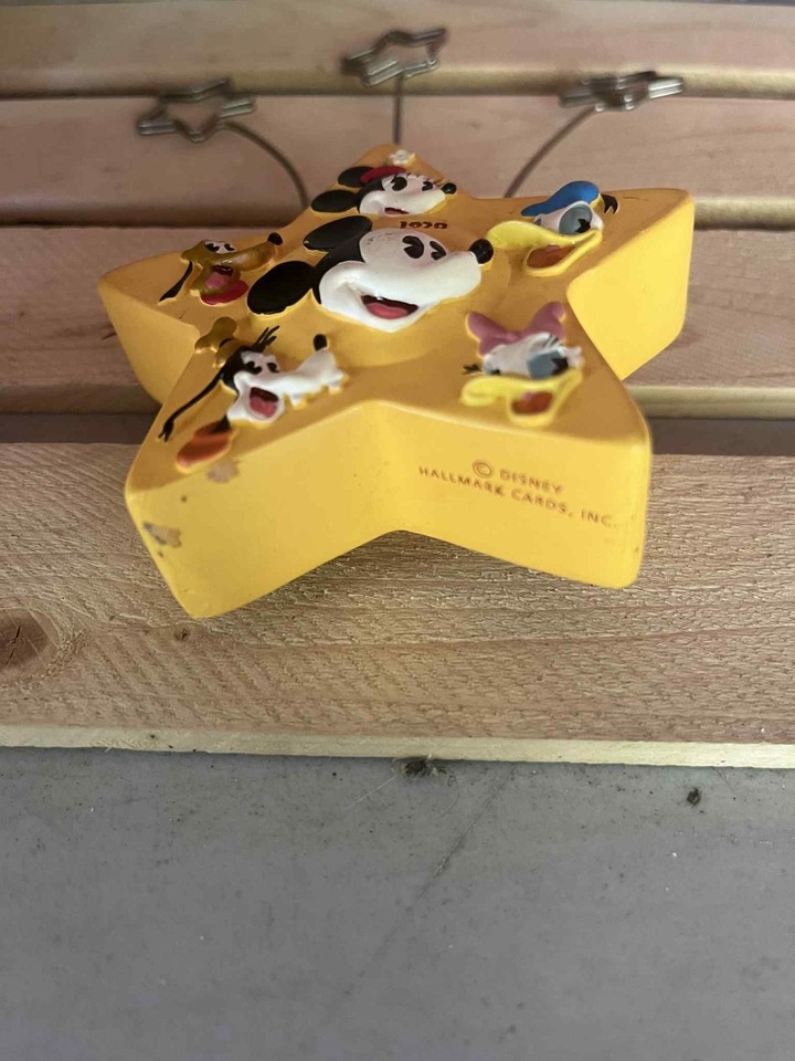 VINTAGE Disney Mickey Mouse Hallmark Picture Holder CUTE | eBay