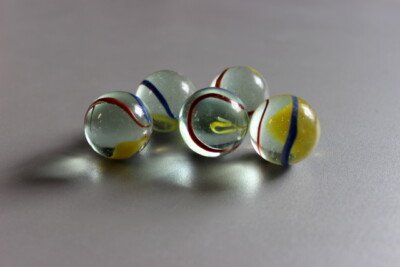 10 Murmeln tricolor Regenbogen 25mm - Glaskugel, Glasmurmel, Murmel ...