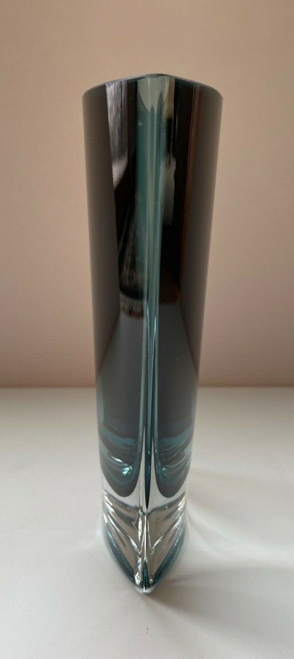 Blue Teleflora heavy vase, 24% lead crystal, contemporary style, pocket ...