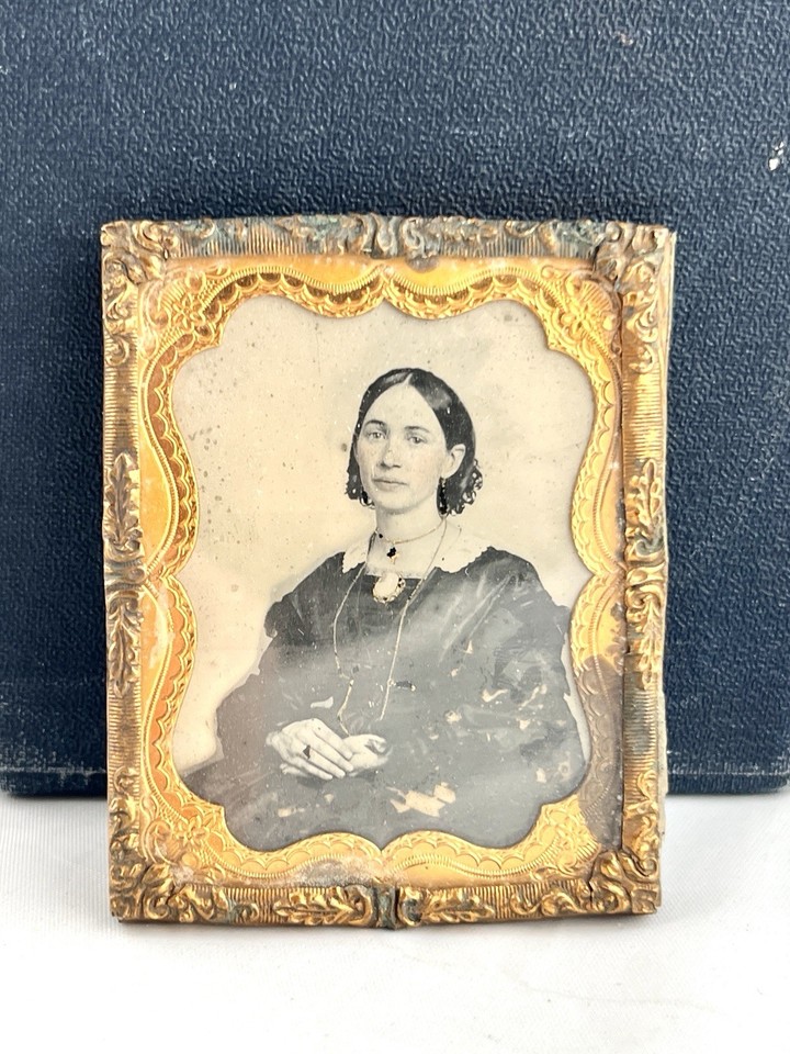 Antique Tintype Photo Pretty Young Lady Gold Frame 1850s Civil War Era ...