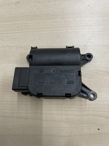 NEW OEM PORSCHE CAYENNE 9PA HVAC BLEND DOOR ACTUATOR RIGHT 95562490801 ...