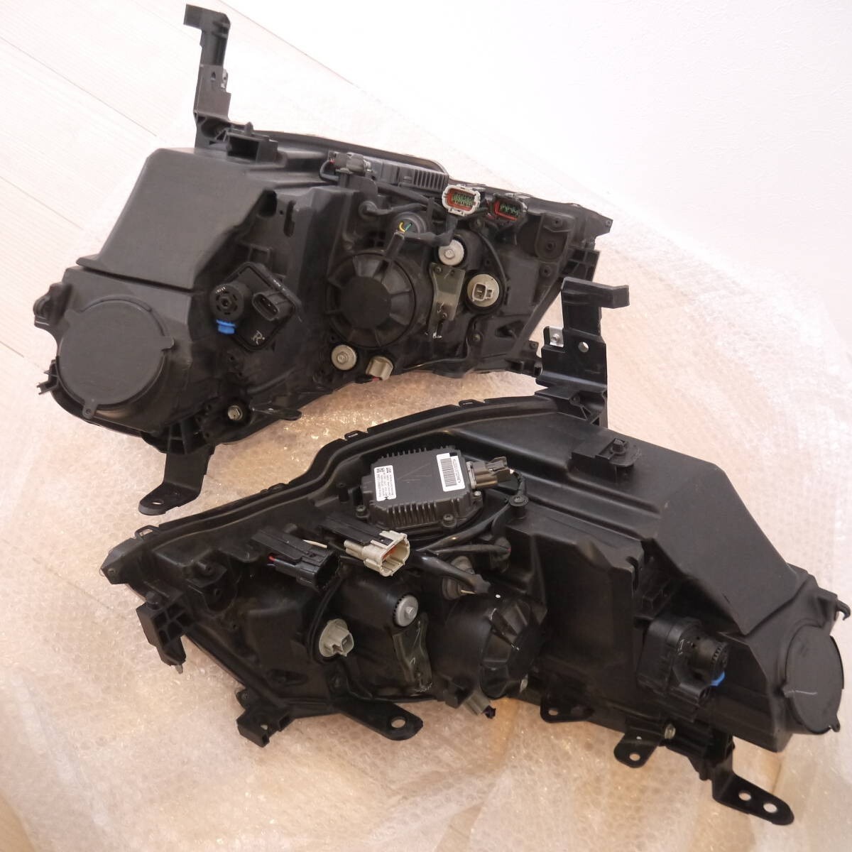 Infiniti Genuine M35 M45 Nissan Fuga Y50 04-09 HID Headlight Lamp Pair OEM JDM | eBay