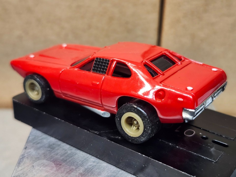 J.L. BODY WITH BULLDOG SRT CHASSIS HO SLOT CAR | eBay