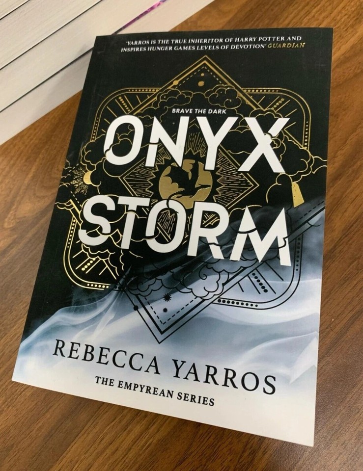 Onyx Storm Paperback By Rebecca Yarros Fast shipping Uk* | eBay