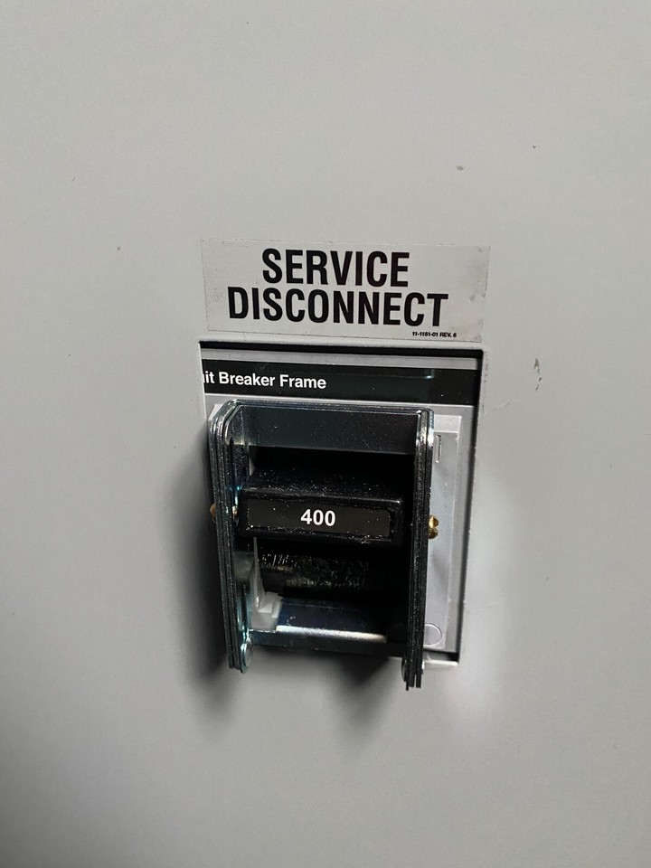 400A METER SWITCHBOARD SIEMENS 2 SECTIONS 240v 3PH 4W WPB424 W/PULL ...