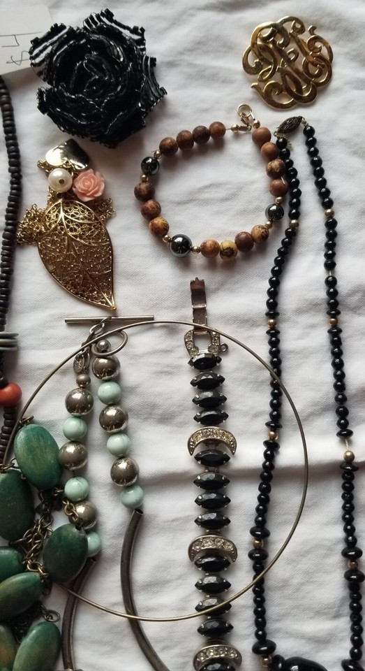 Vintage - Fashion Mix Jewelry 3.5 pounds wearable junk drawer | eBay