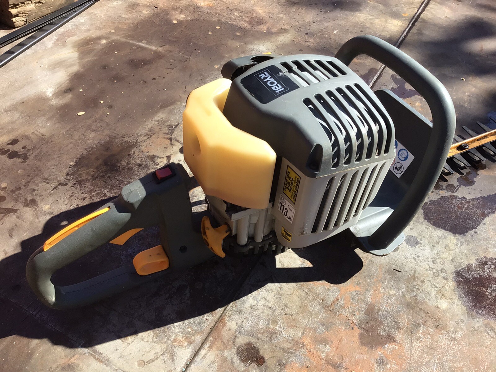 Ryobi RHT2660DA Hedge Trimmer Breaking For Parts - Please Read The ...