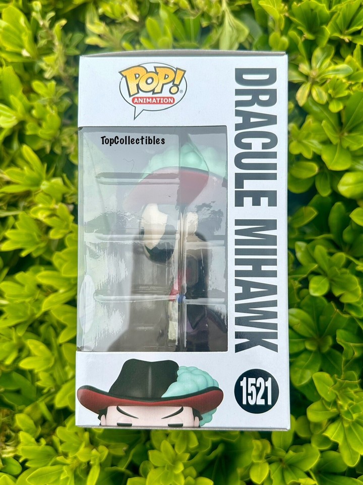In Hand Funko Pop! One Piece - Dracule Mihawk - Funko (Exclusive) #1521 ...