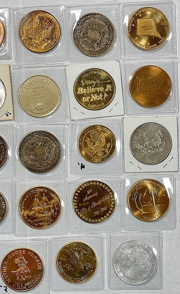 -CA1- Lot of 34 Large Size Tokens / Medals Great Mix of Subjects! | eBay
