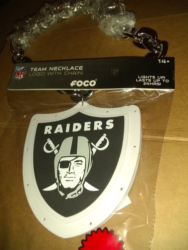 NEW NFL Las Vegas Raiders LED Light Up Fan 34" Black Chain 3 Light ...