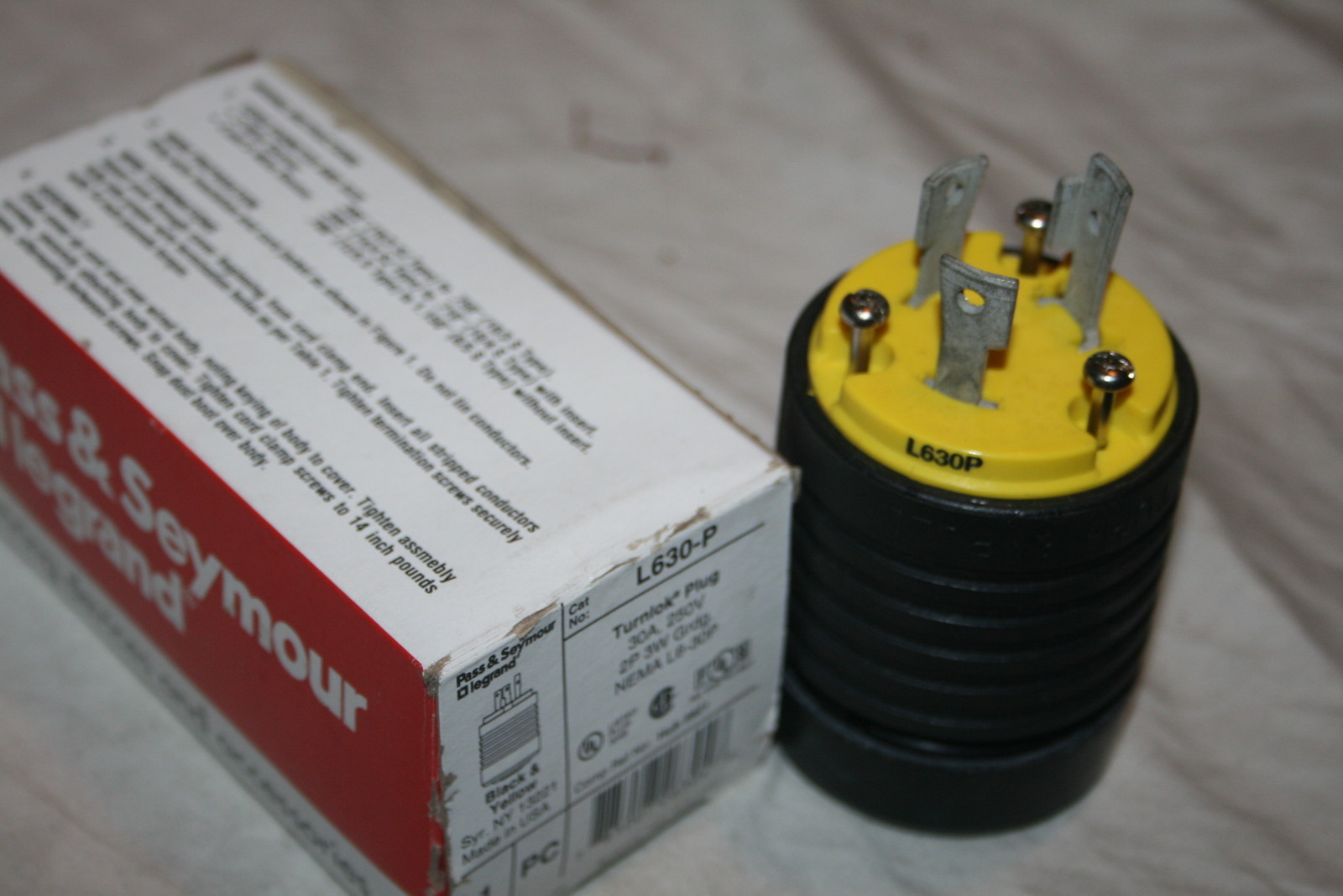 Pass & Seymour L630-P Turnlok Plug 30A 250V 2P 3W Grounded | eBay