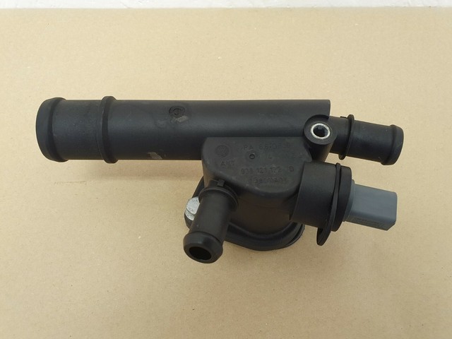 VW PASSAT B6 2005-2010 COOLANT FLANGE PIPE 038 121 132 D 038121132 D ...