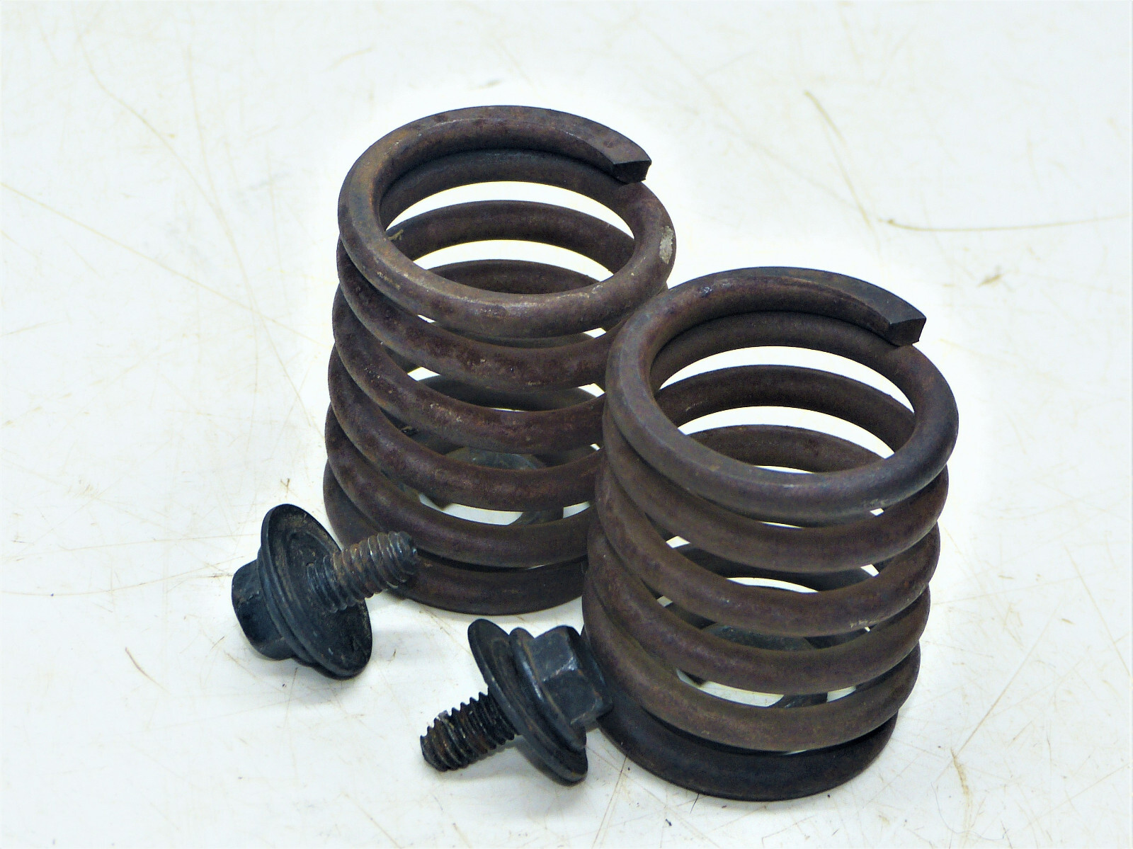 Craftsman DYT4000, 917.2736402 Seat Springs w/ Bolts 124181X INV16361 ...