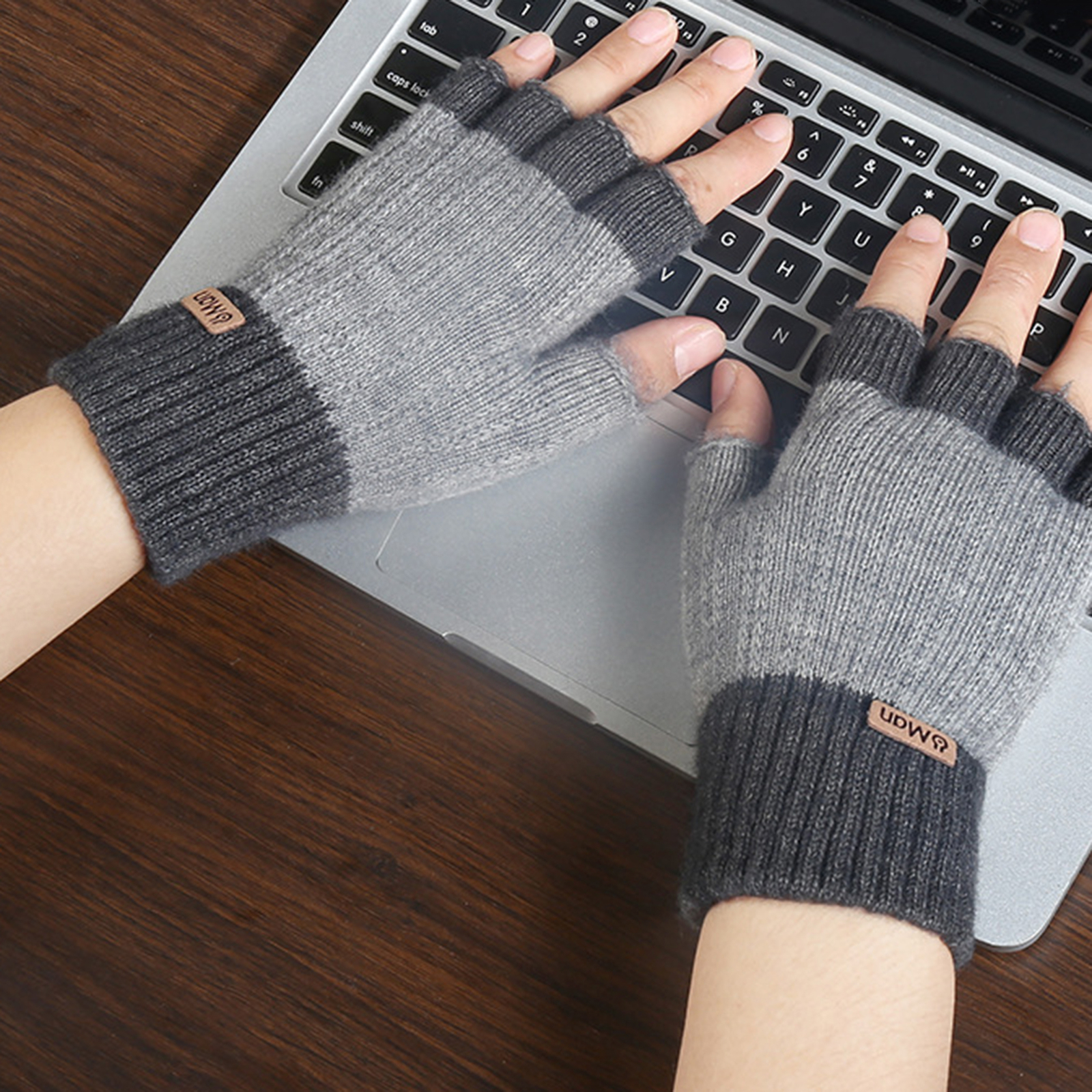 1 Pair Winter Gloves Color Matching Coldproof Winter Velvet Lining ...