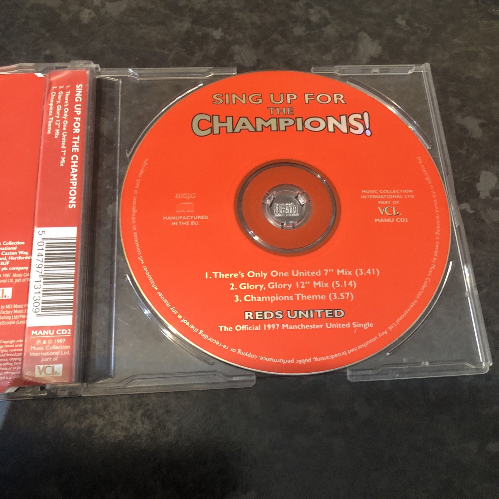 Reds United (Manchester United) - Sing Up For The Champions! 3 Track ...