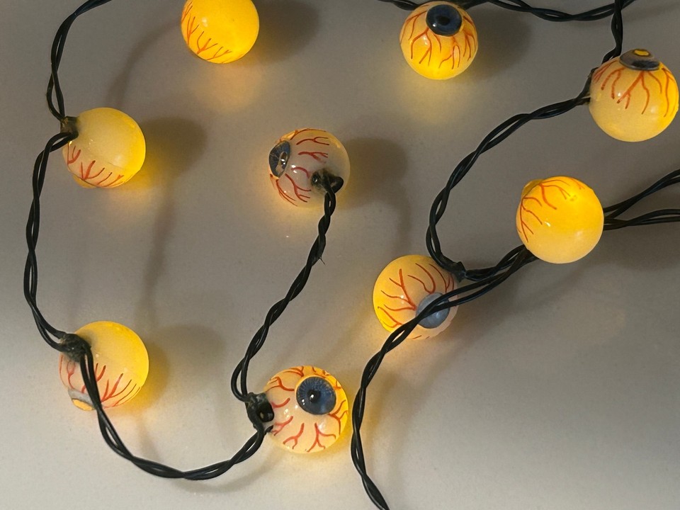 Lemax Spooky Town Eyeball & Jack-O-Lantern String Lights | eBay