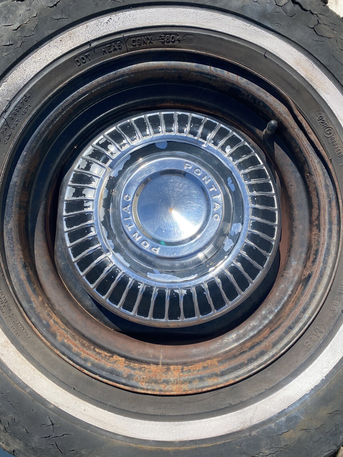 PONTIAC HUBCAPS 1960’S ERA | eBay