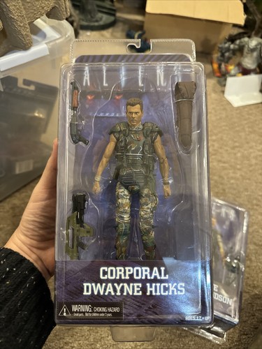 NECA Toys Aliens Corporal Dwayne Hicks (7 Inch Action Figure Series 1 ...