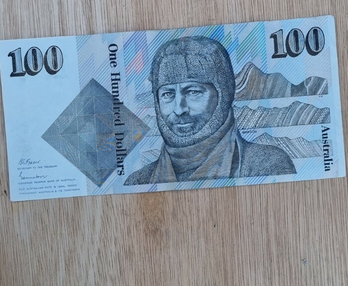 Australia 100 Dollars Banknote 1985 Tebbutt and mawson. Authentic ...