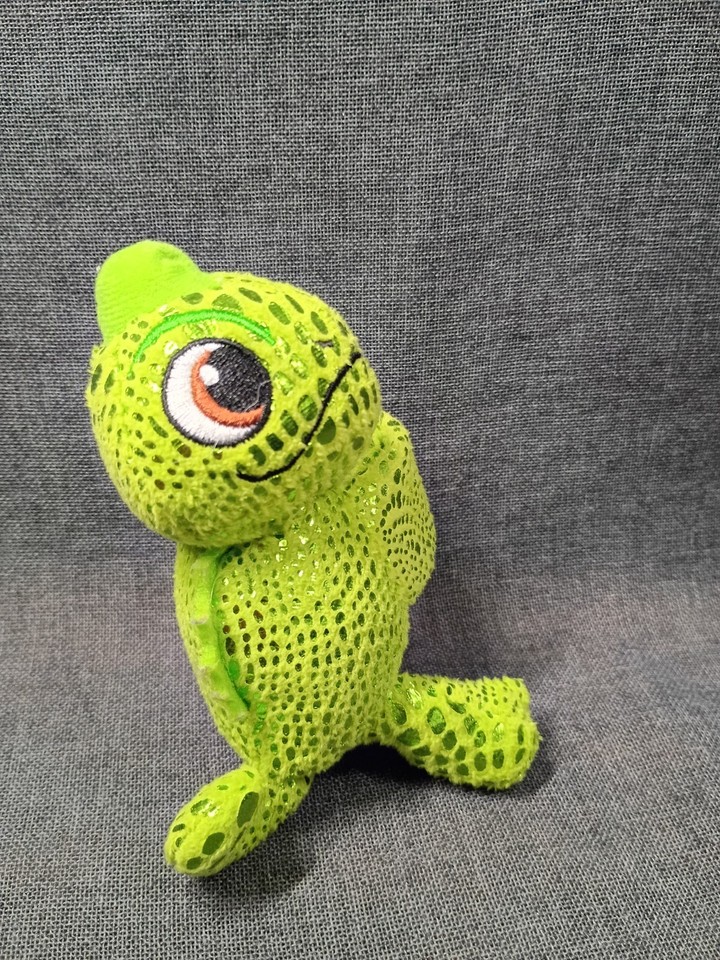 Cutie Cuff Pascal Steering Wheel Buddy Slap Bracelet Tangled | eBay