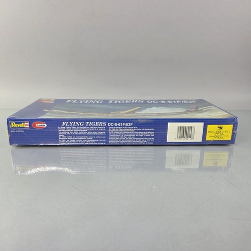 Revell Lodela 1:143 Flying Tigers DC-8-61F/63F Model Kit 2156 Vintage ...