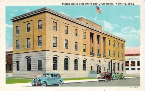 WATERLOO, IA Iowa POST OFFICE & COURT HOUSE Courthouse~Cars c1940's ...