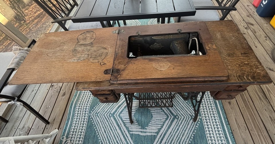 Antique Singer sewing machine - G series. | eBay