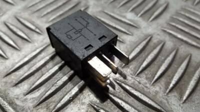 991343A F57B-14B192-AA Relay module for Ford Focus UK275499-03 | eBay