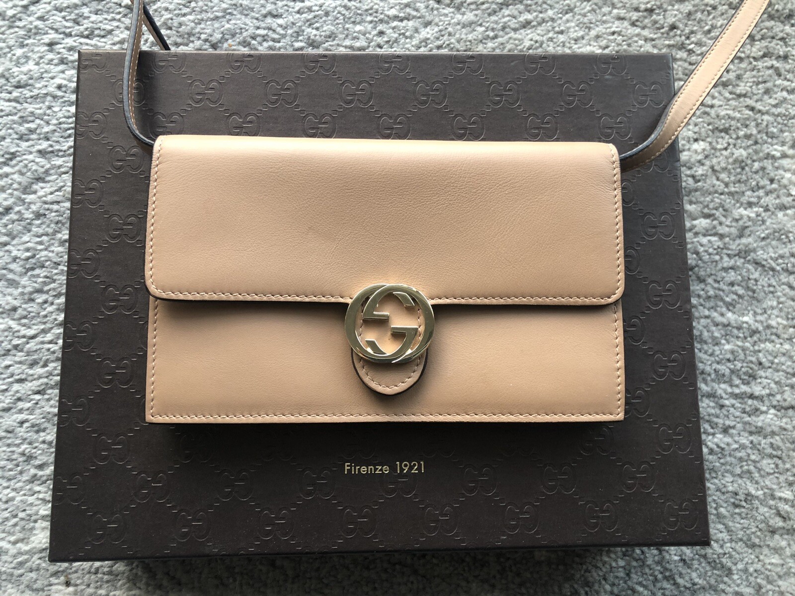 Tan Gucci Crossover Interlocking G Purse - Gem
