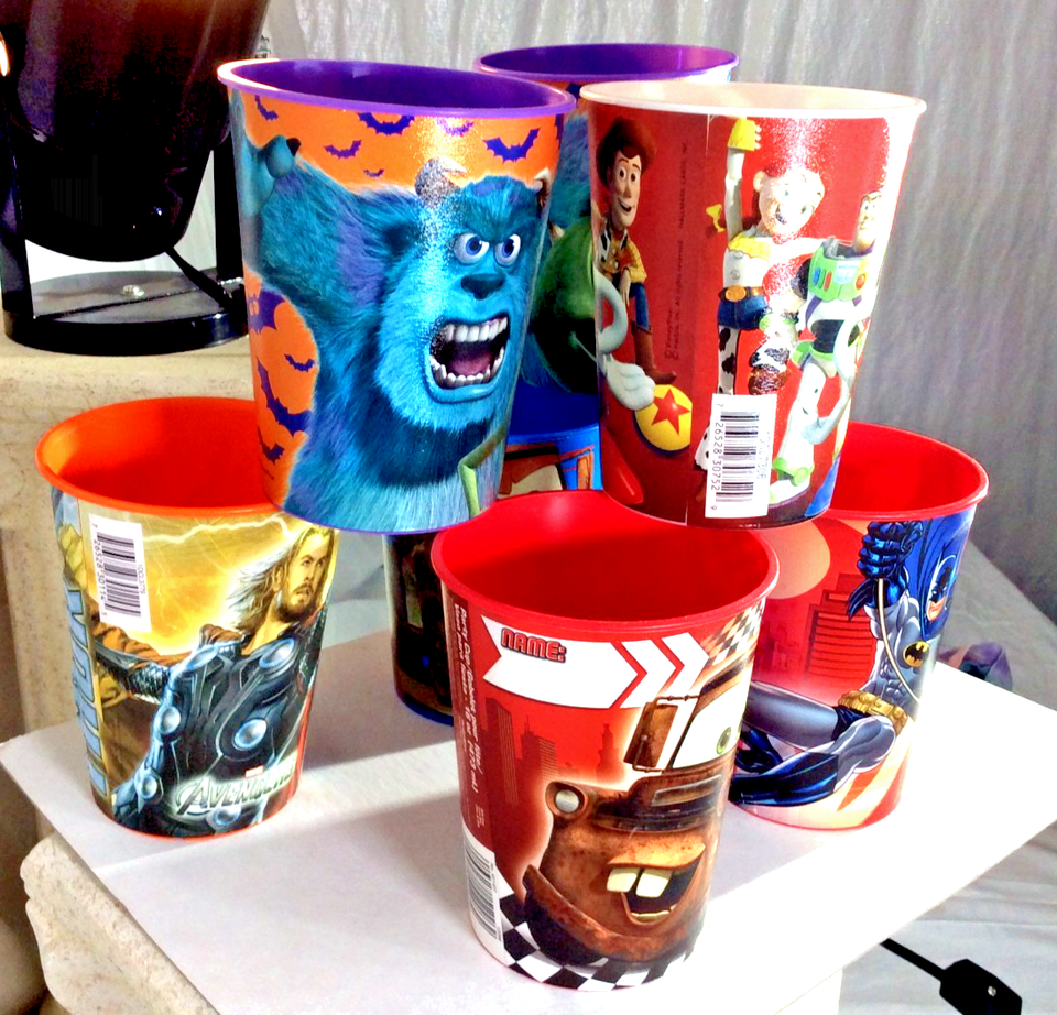 set of 8 random Disney characters plastic Party Cups. | eBay