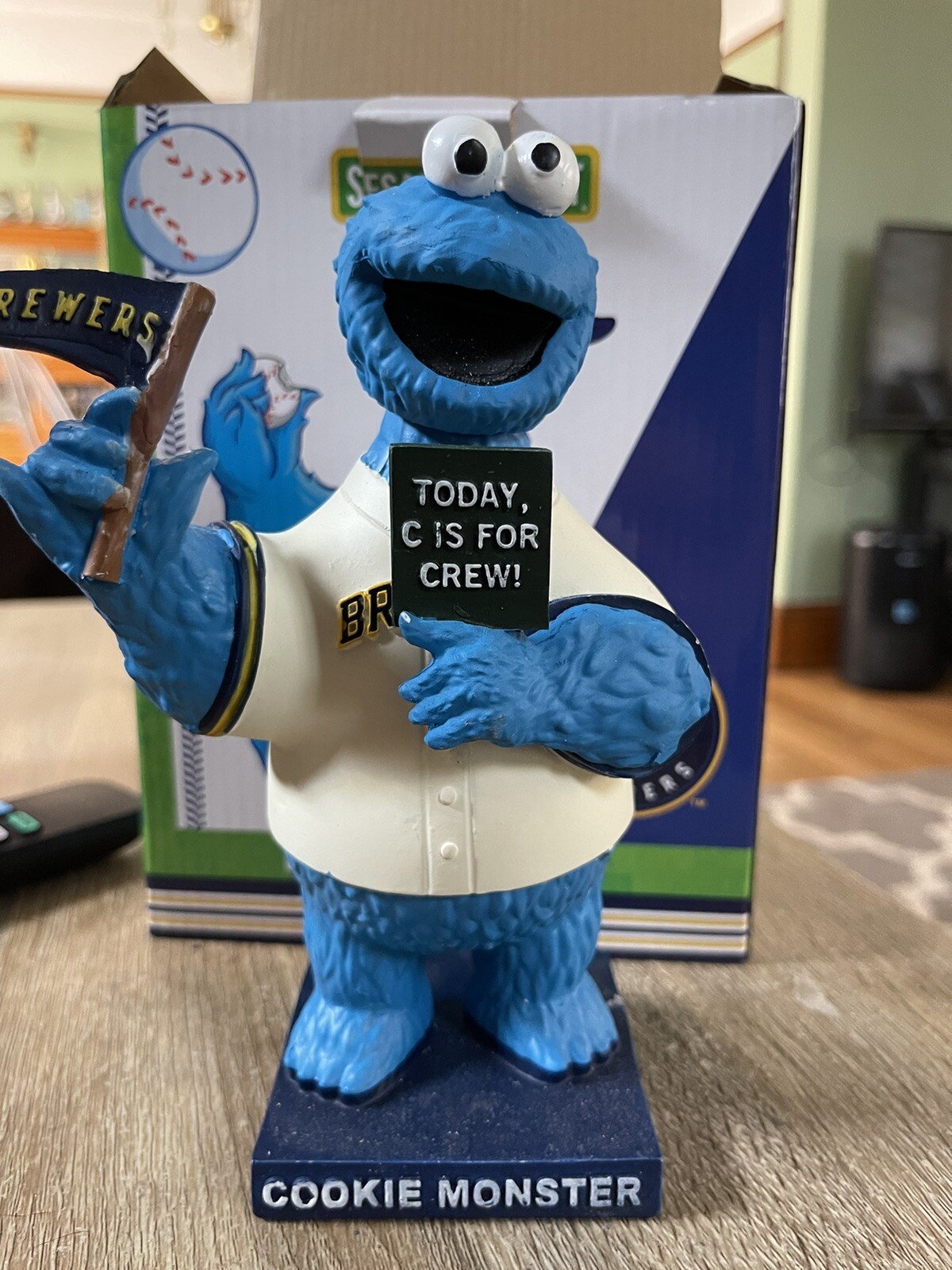 MILWAUKEE BREWERS COOKIE MONSTER BOBBLEHEAD SESAME STREET THEME 7-8-23 ...