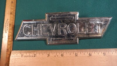 BK03 Chevrolet Bowtie Hood Side Emblem Vintage 1938 CHEVROLET PUCKUP ...