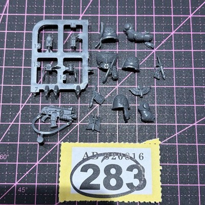Dark Angels Captain Shoulder Pads/Shield/Bolter Warhammer 40k Spare ...