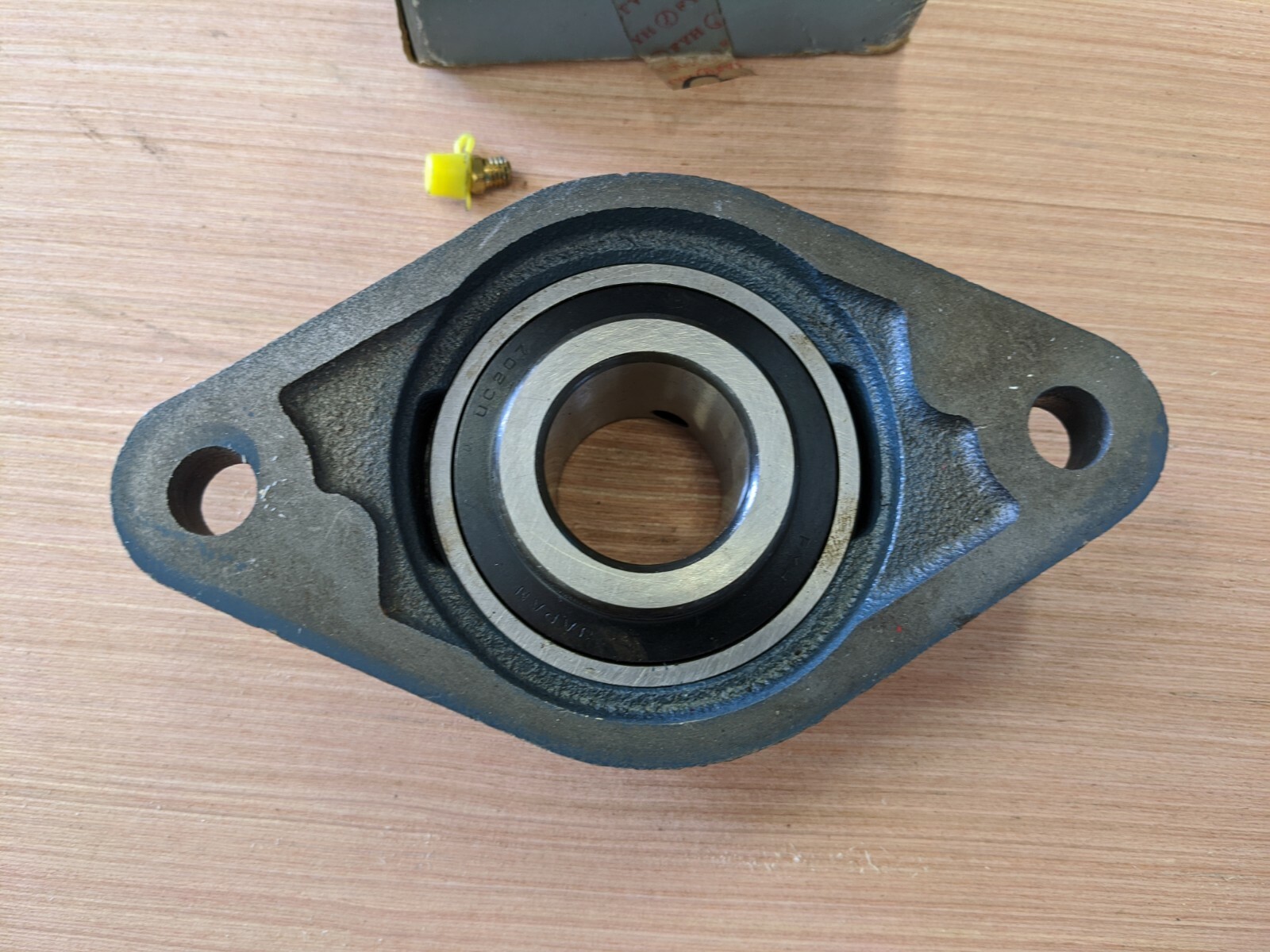 FYH UCFL207-20EG5 Ball Bearing Flange Unit New Open box | eBay