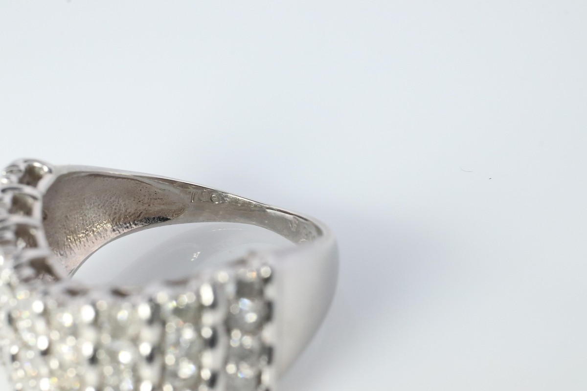 Platinum Diamond Cluster ring Wave PT900 1ctw diamonds in 4 Platinum Diamond Cluster ring Wave PT900 1ctw diamonds in 4