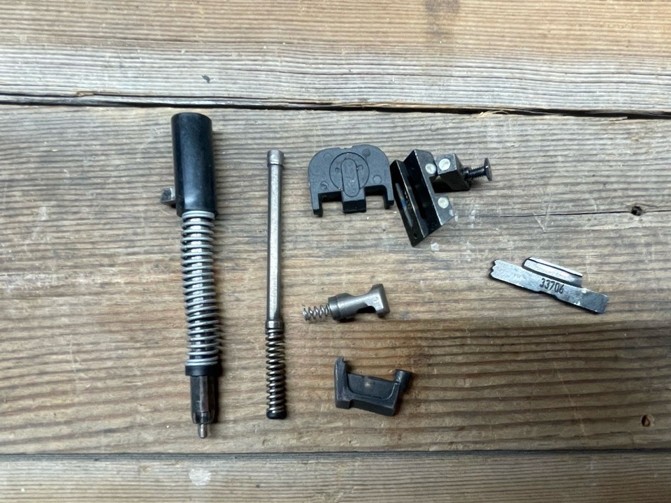 Glock OEM Upper Slide Kit, Parts Kit.Night Sights. Gen 5 Only. 17 19 22 ...