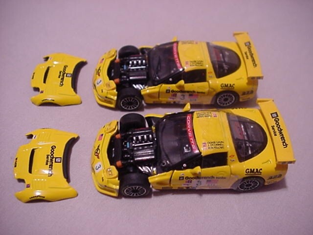 CORVETTE RACING TEAM TRANSPORTER + 2 C5R C5-R 1/64 CAR SET VOLVO CAB ...