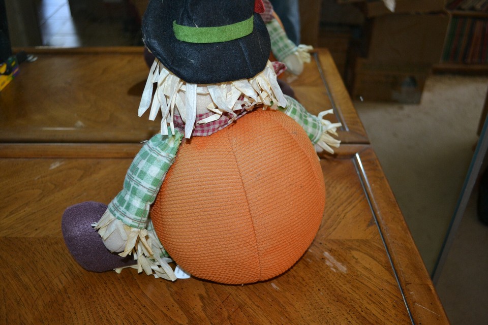 Sitting Fall/Thanksgiving fat stuffed scarecrow - FB3 | eBay