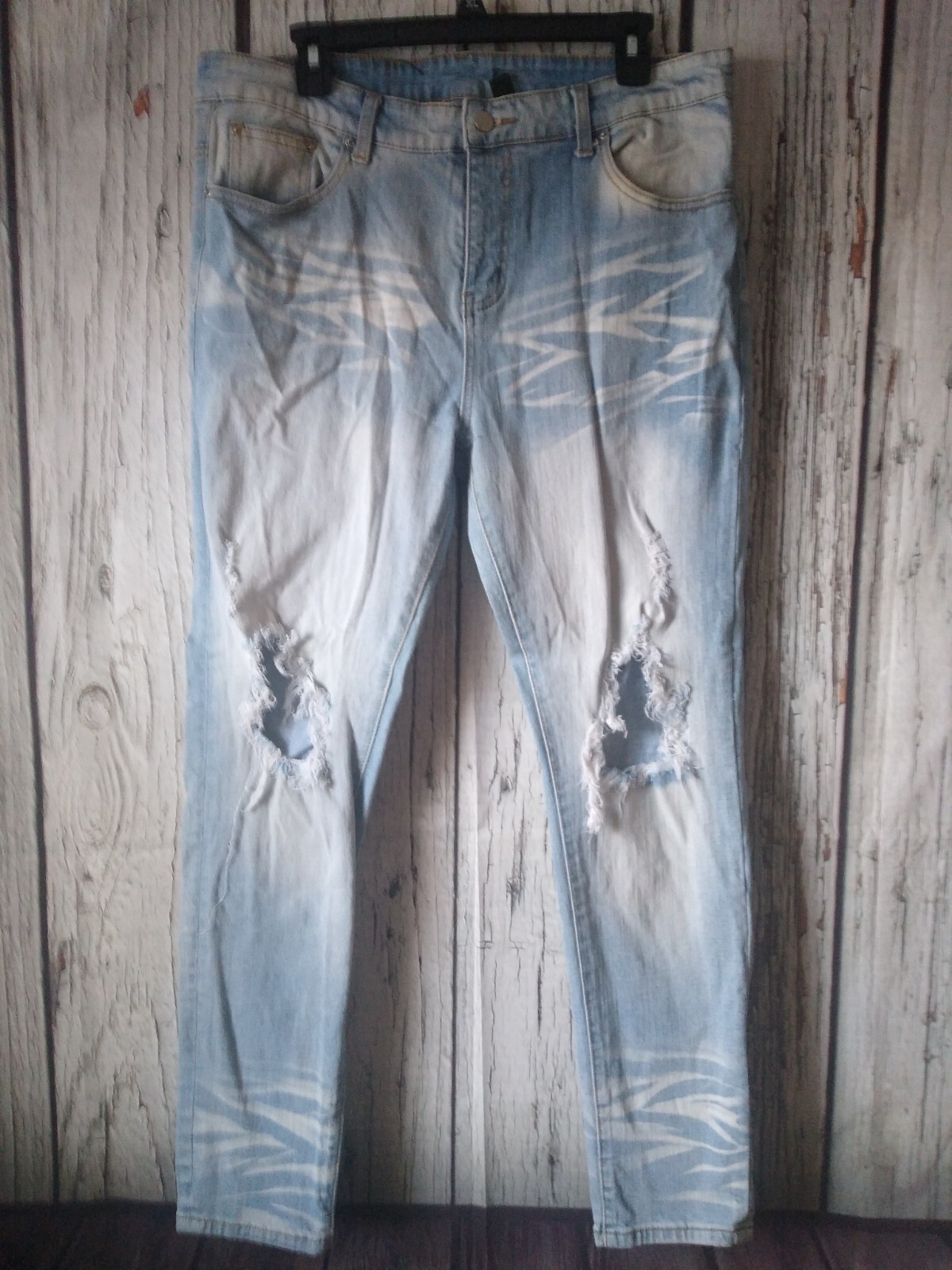 Amiri Distressed Destroyed Light Blue Denim Skinny Je… - Gem