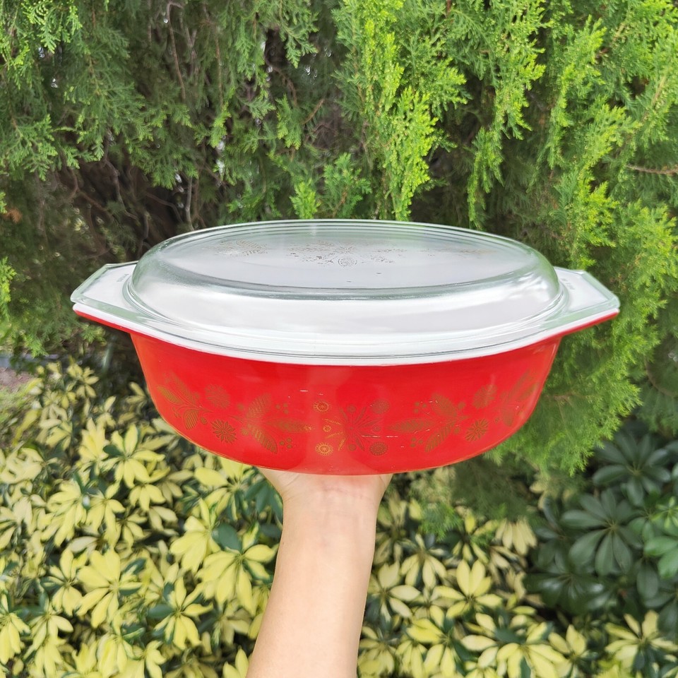 Vintage 1960s Pyrex Promotional Golden Poinsettias Casserole Dish 045 2 ...