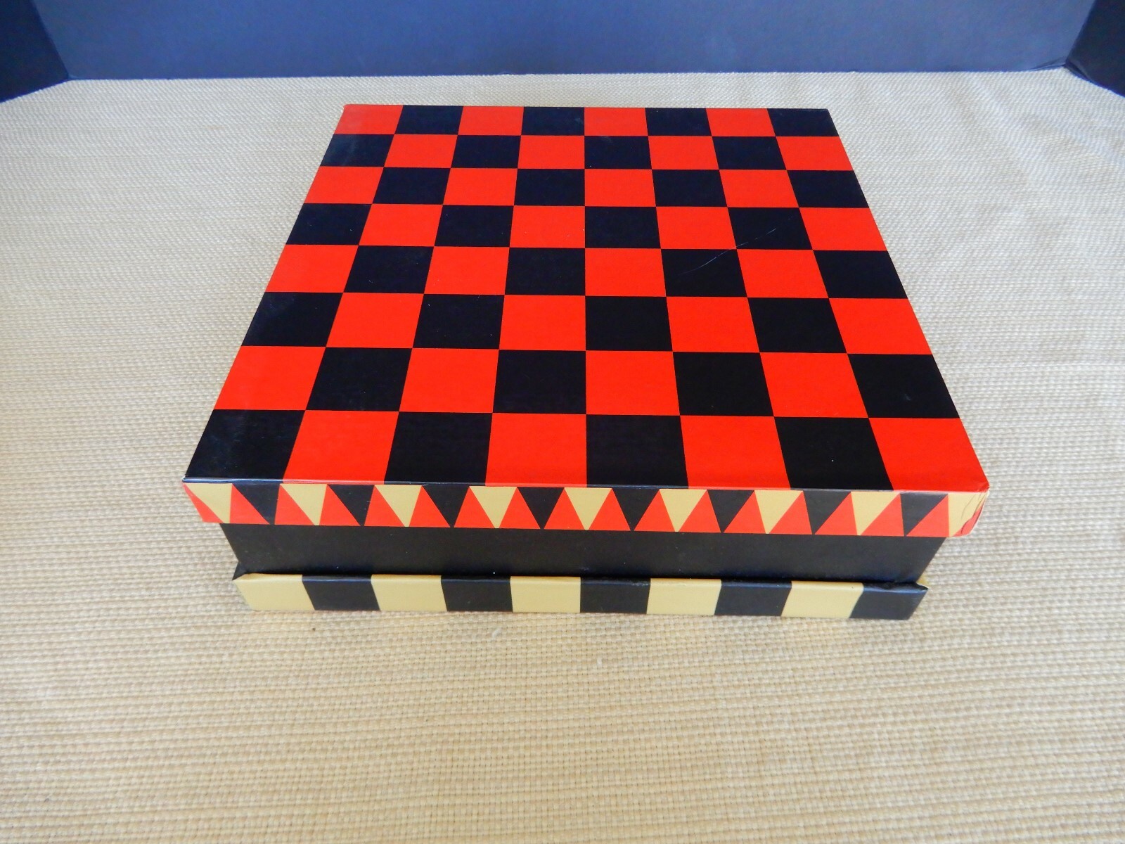 Eddie Bauer Classic Series 5 in 1 Game Set Chess Dominos Backgammon etc ...