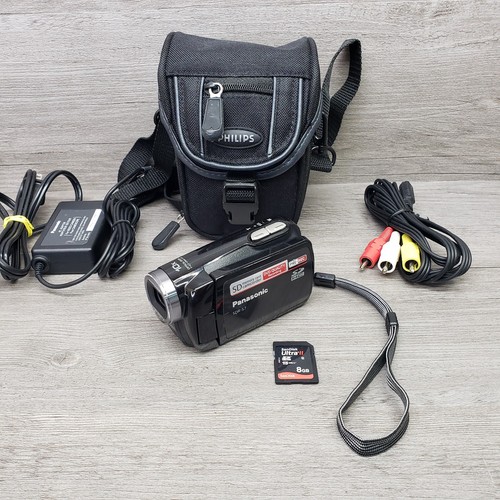 Panasonic SDR-S7 Mini Video Camera Bundle SD Card AV Cord Case TESTED ...