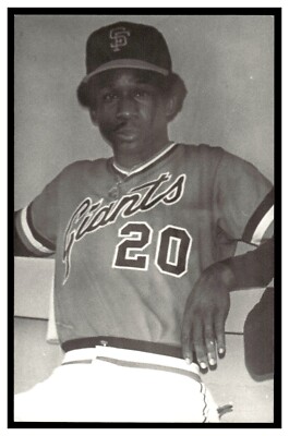 Vic Harris (1978) Vintage Baseball Postcard RD13 | eBay