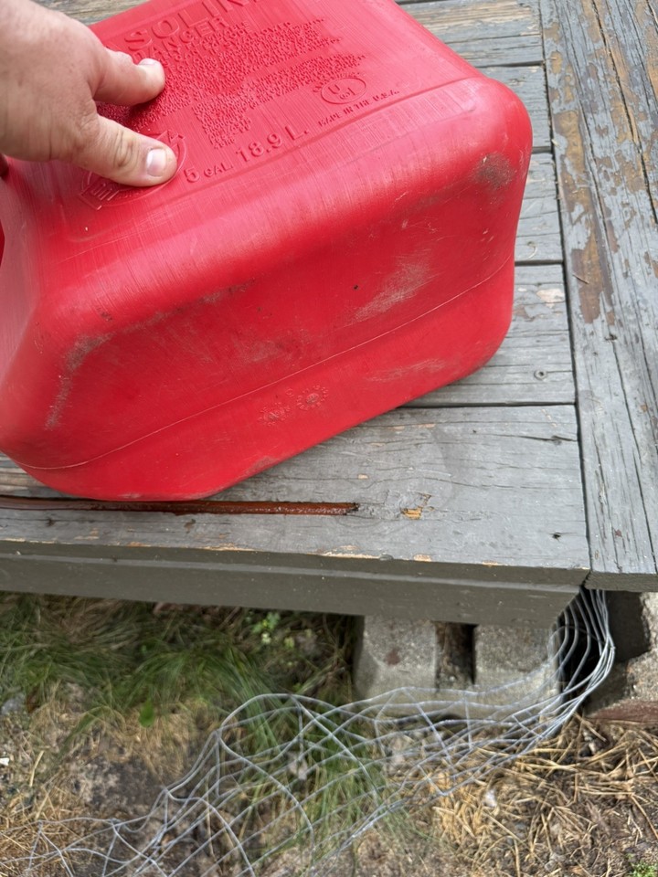 Blitz USA 5 Gallon Gas Can – Pre-Ban Vented Design – Rare & Preferred ...